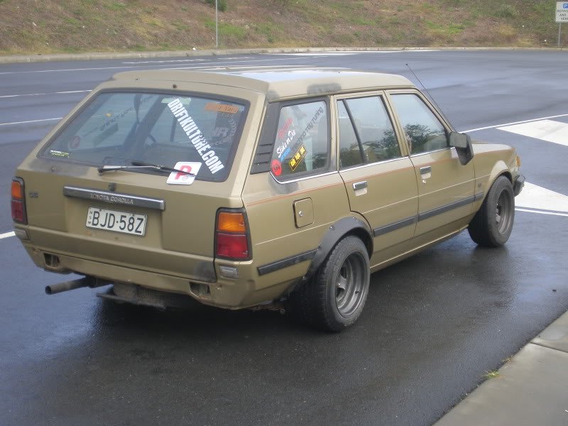 ae71 wagon. cheap with rego!!