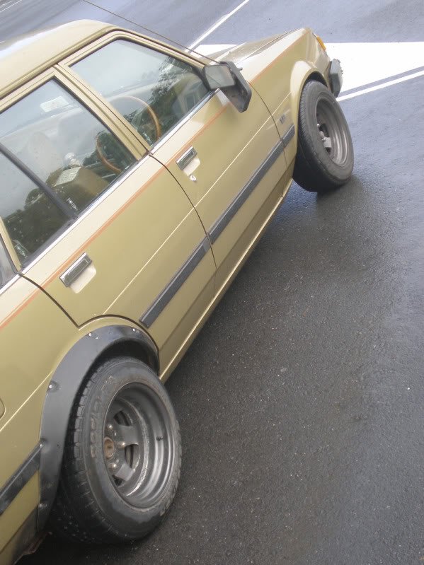 ae71 wagon. cheap with rego!!